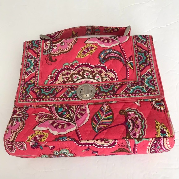 Vera Bradley | Bags | Unique Vera Bradley Pink Paisley Purse With A ...